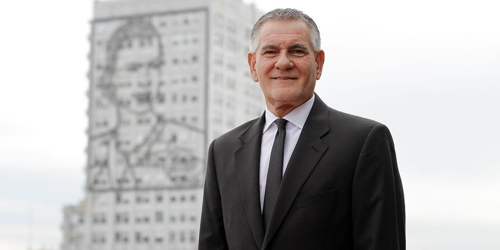 Castagneto desmintió la existencia de 165 tributos - El Economista