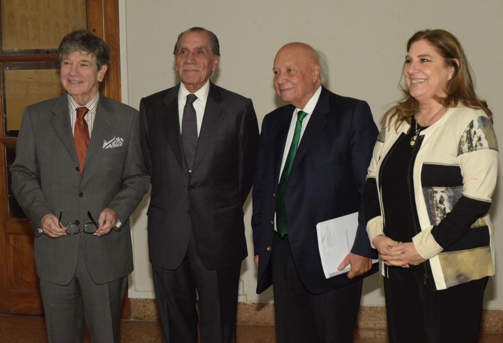 El exministro Rodolfo Díaz presentó su tesis sobre Derecho y Economía ...