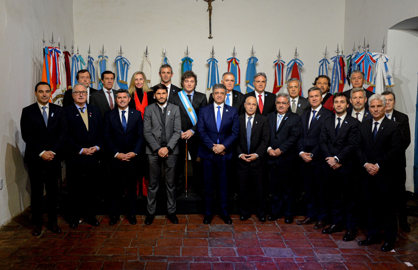 Javier Milei logró su ansiada foto política para encarar la segunda ...