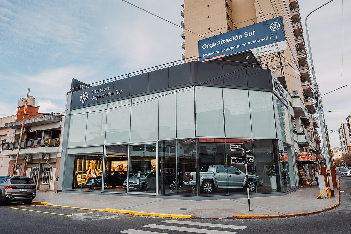 ¿Cómo es el nuevo concepto de concesionario que VW inauguró en ...