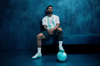 Adidas presentó los nuevos botines de Messi: cuánto salen y sobre qué ...